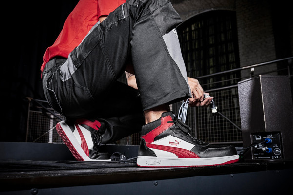 FRONTCOURT BLK/WHT/RED MID|PUMA SAFETY safety shoes S3L ESD | Puma ...